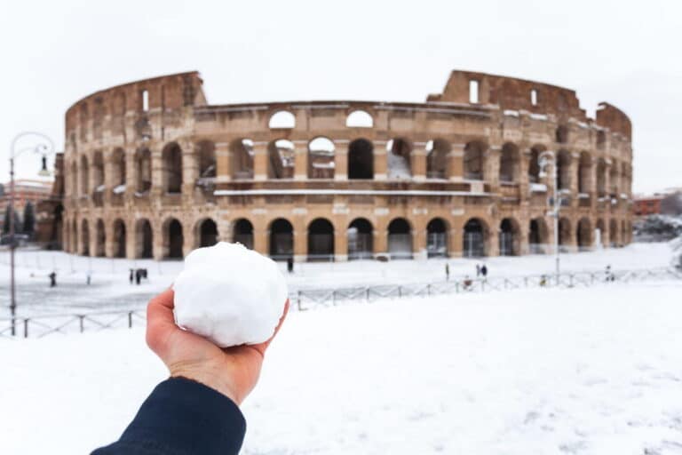 Colosseum under the Snow - Colosseum Rome Tickets