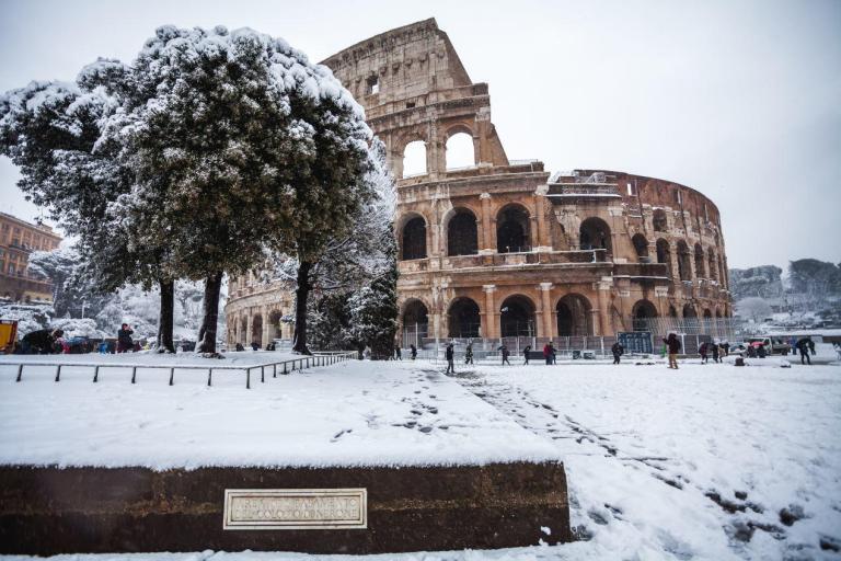 Colosseum under the Snow - Colosseum Rome Tickets
