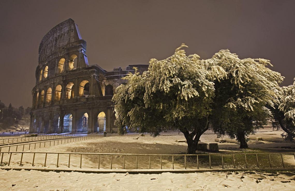 Colosseum under the Snow - Colosseum Rome Tickets