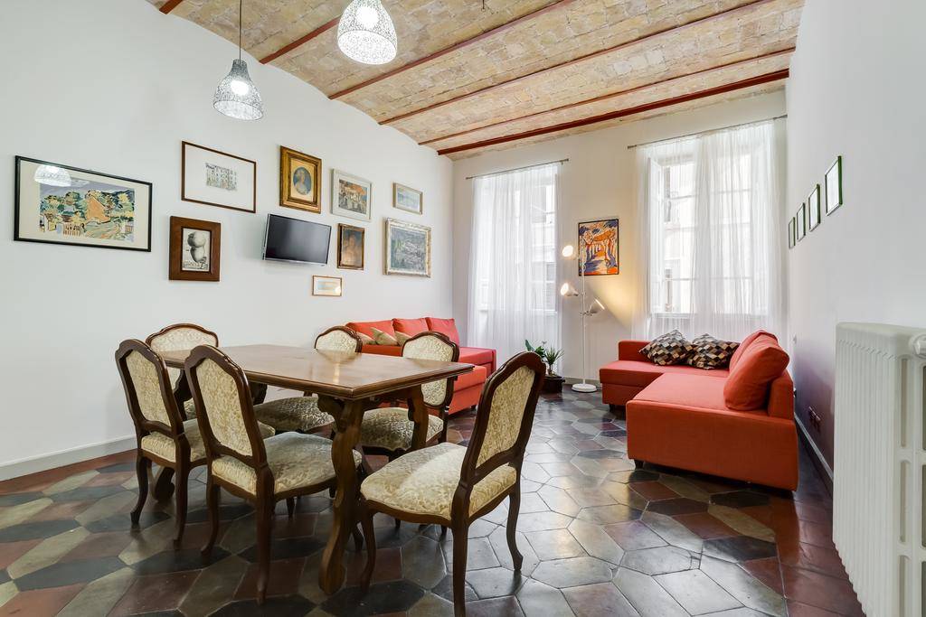 Monti Colosseum Apartment - Colosseum Rome Tickets