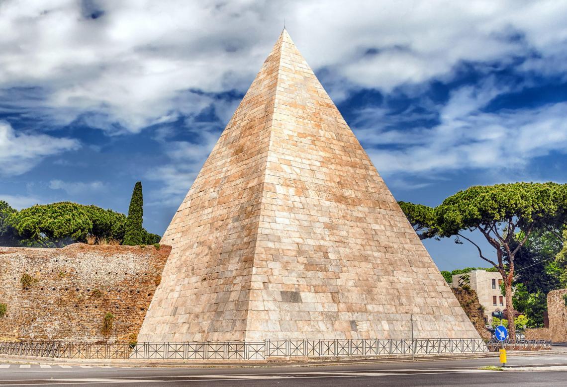 Pyramid of Cestius - Colosseum Rome Tickets