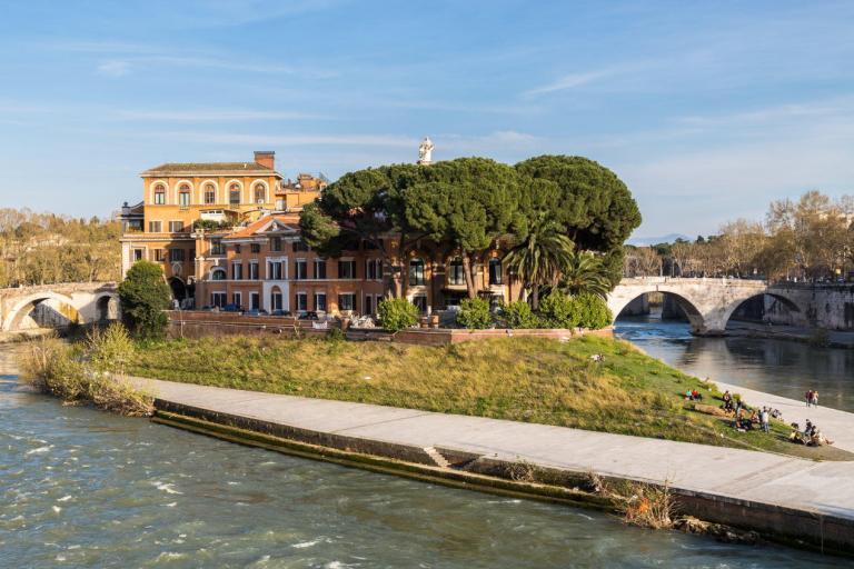Tiber Island - Colosseum Rome Tickets