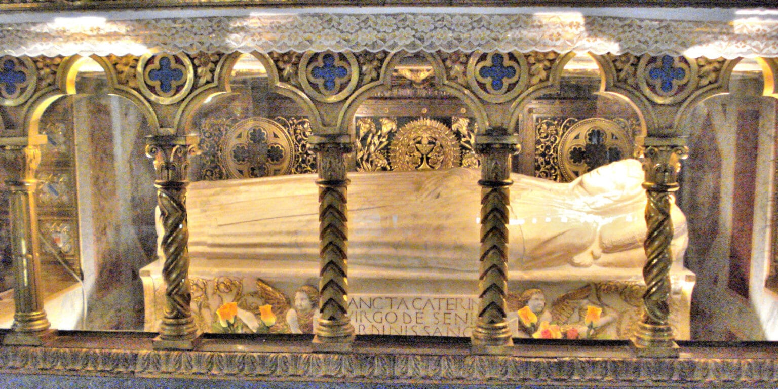 Santa Maria Sopra Minerva - Colosseum Rome Tickets