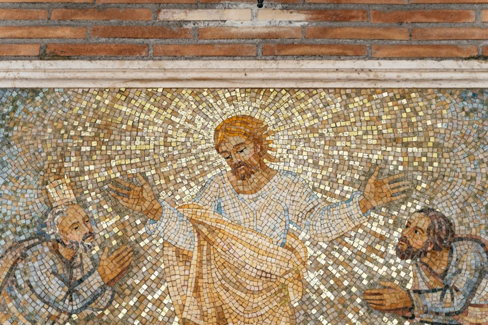 St. Peter’s Basilica and Vatacombs Tour | Uncover Vatican City's Art ...
