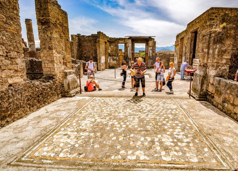 Pompeii and Vesuvius Day Trip from Rome