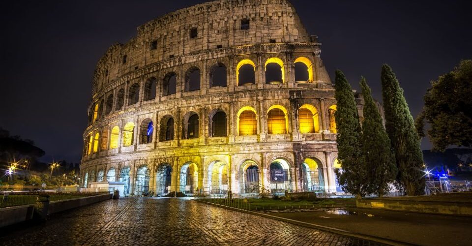 Colosseum Evening Tour with Exclusive Arena Access
