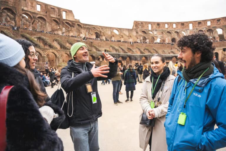 Colosseum Early Morning Tour: Exclusive Small Group Access